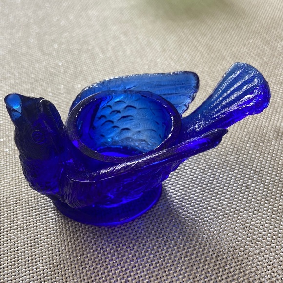 Degenhart | Art | Degenhart Cobalt Blue Bird With Berry Individual Open ...
